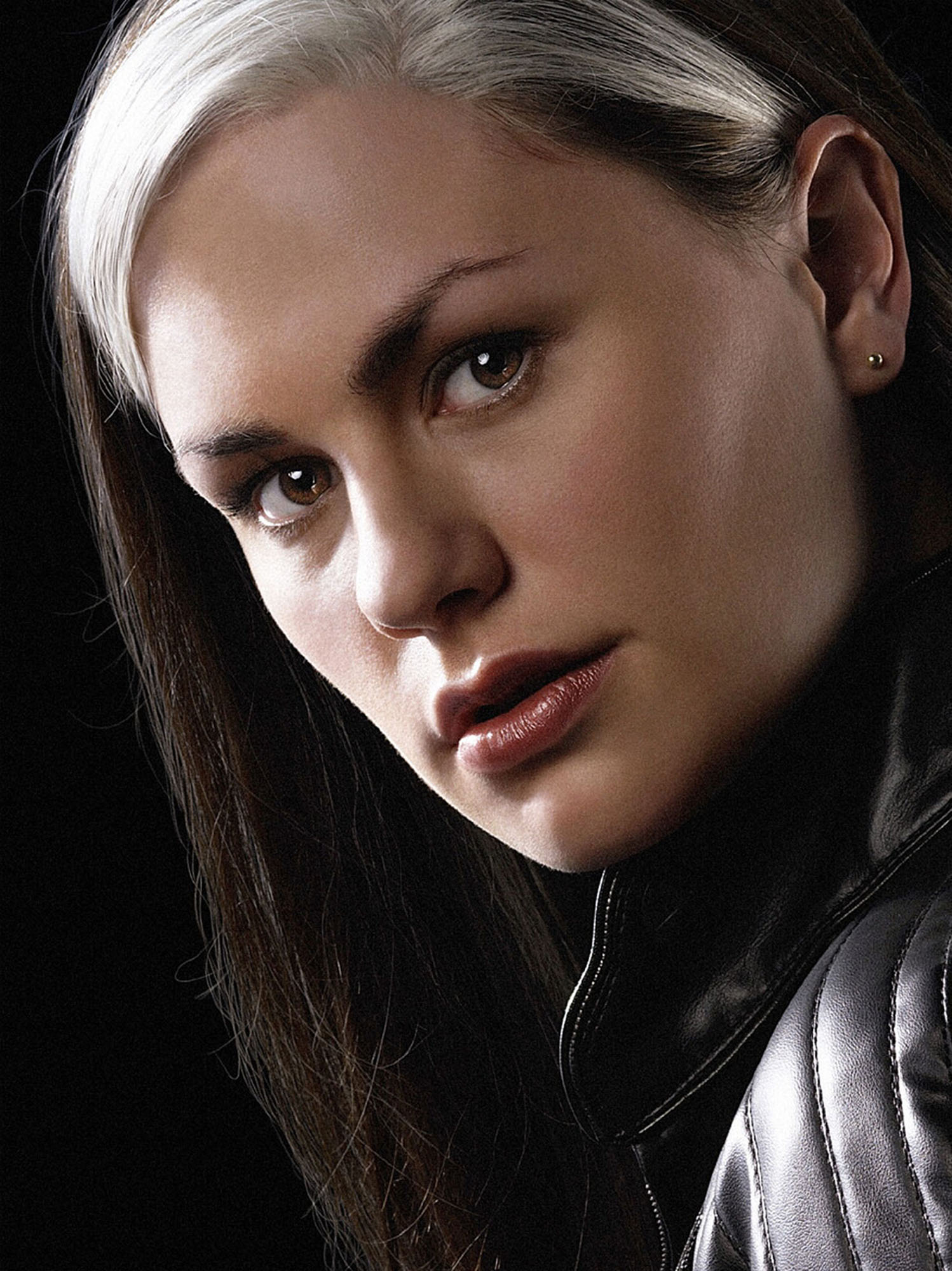 Ann Paquin - Rogue In X-Men 3 - MyConfinedSpace