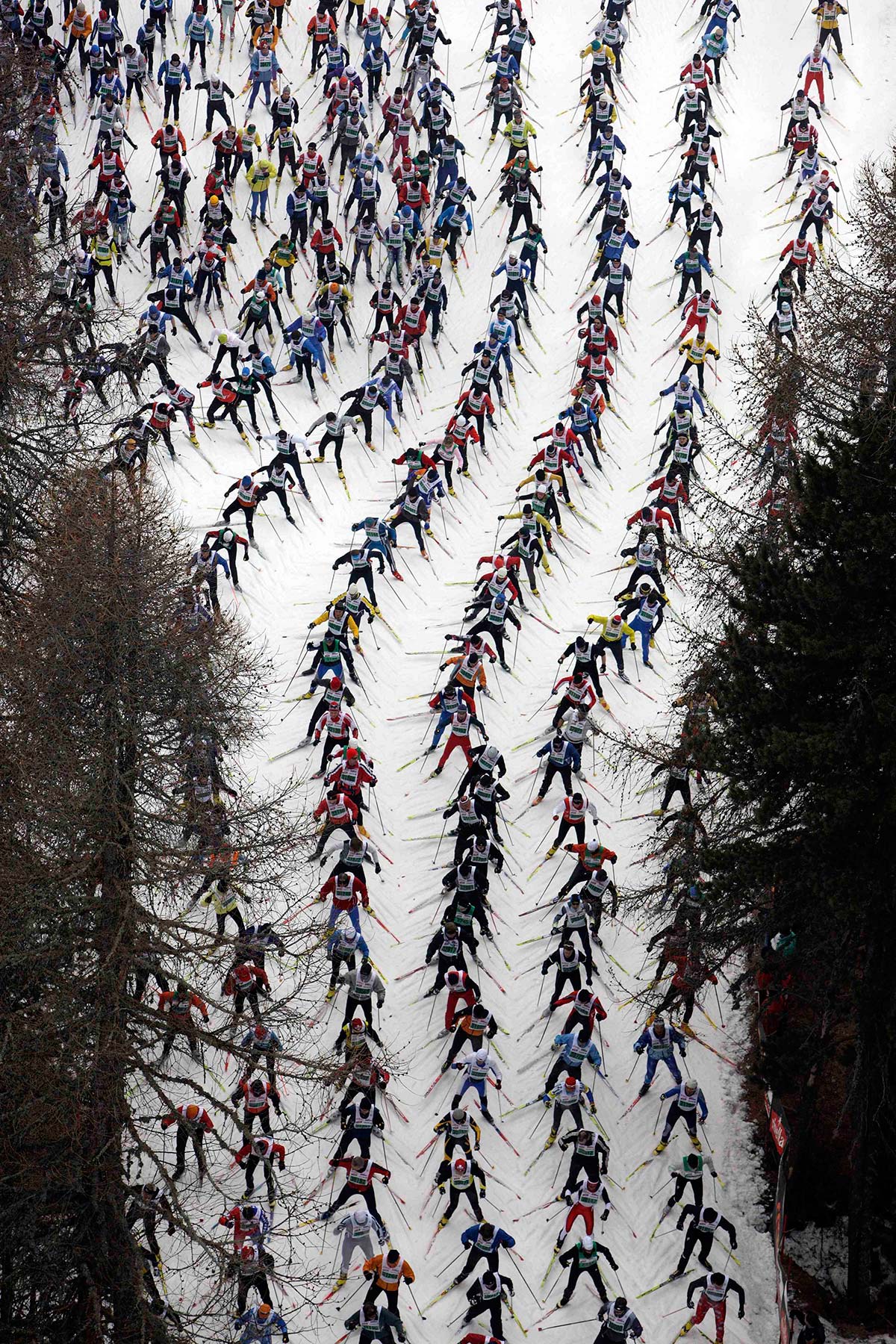 Crowded Skiing Slopes - MyConfinedSpace