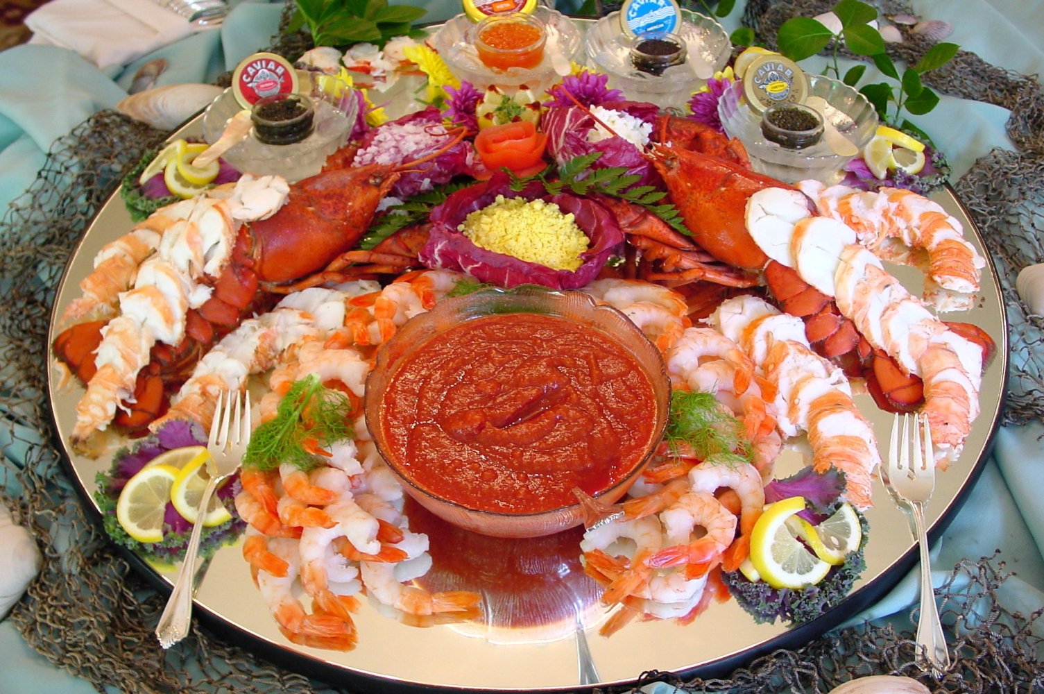 Delux Seafood Station - MyConfinedSpace