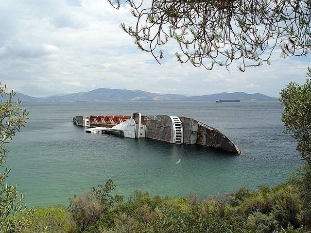 Cruise Ship Fail - MyConfinedSpace
