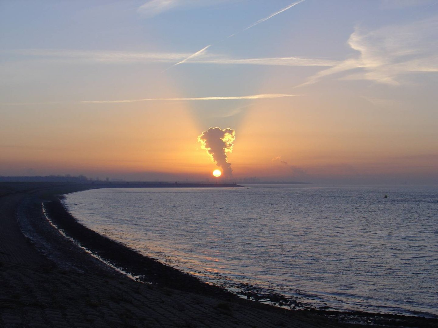 Solar Smoke Shadow - MyConfinedSpace