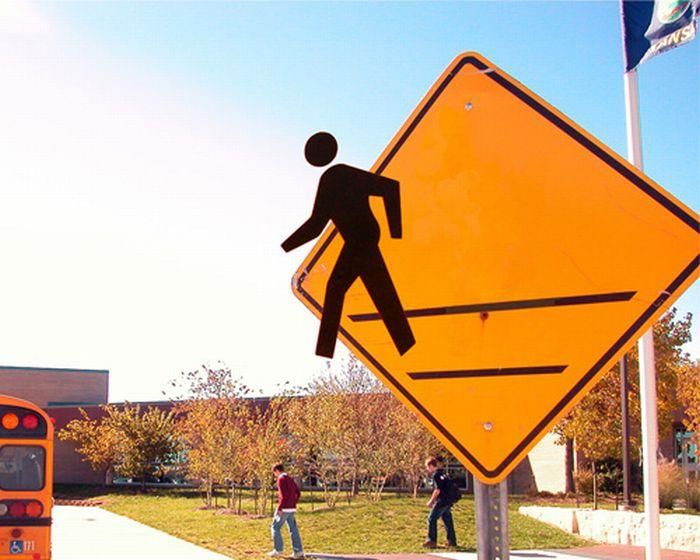 walking man sign - MyConfinedSpace