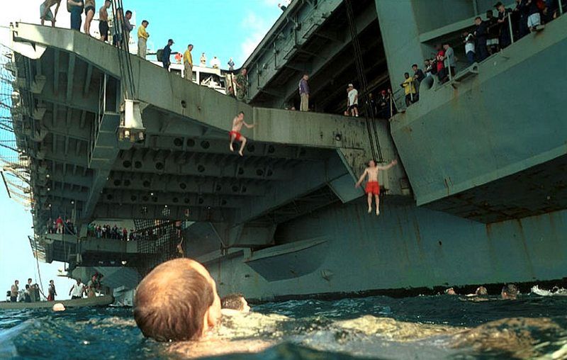 aircraft carrier divers « MyConfinedSpace