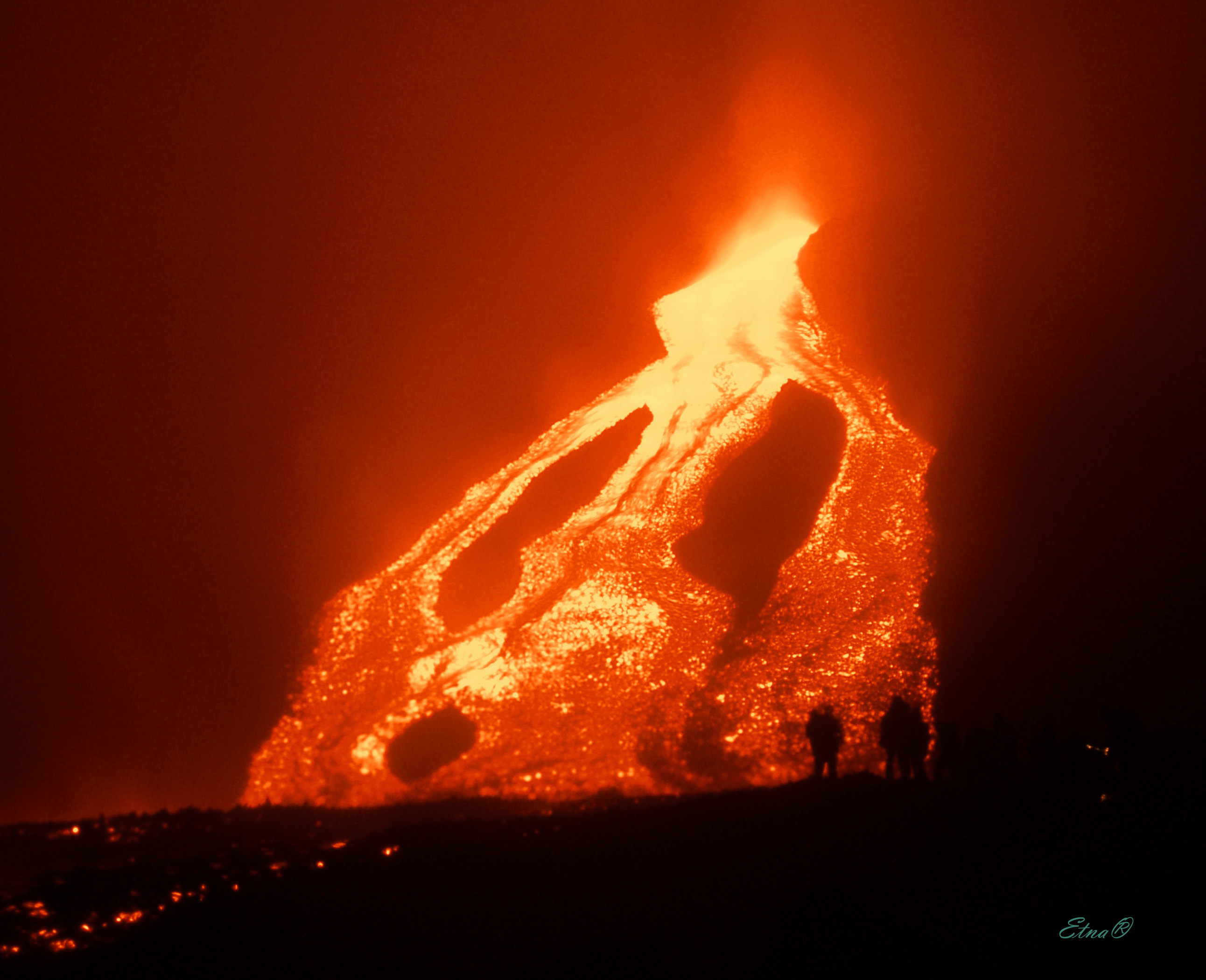 vertical lava flow - MyConfinedSpace
