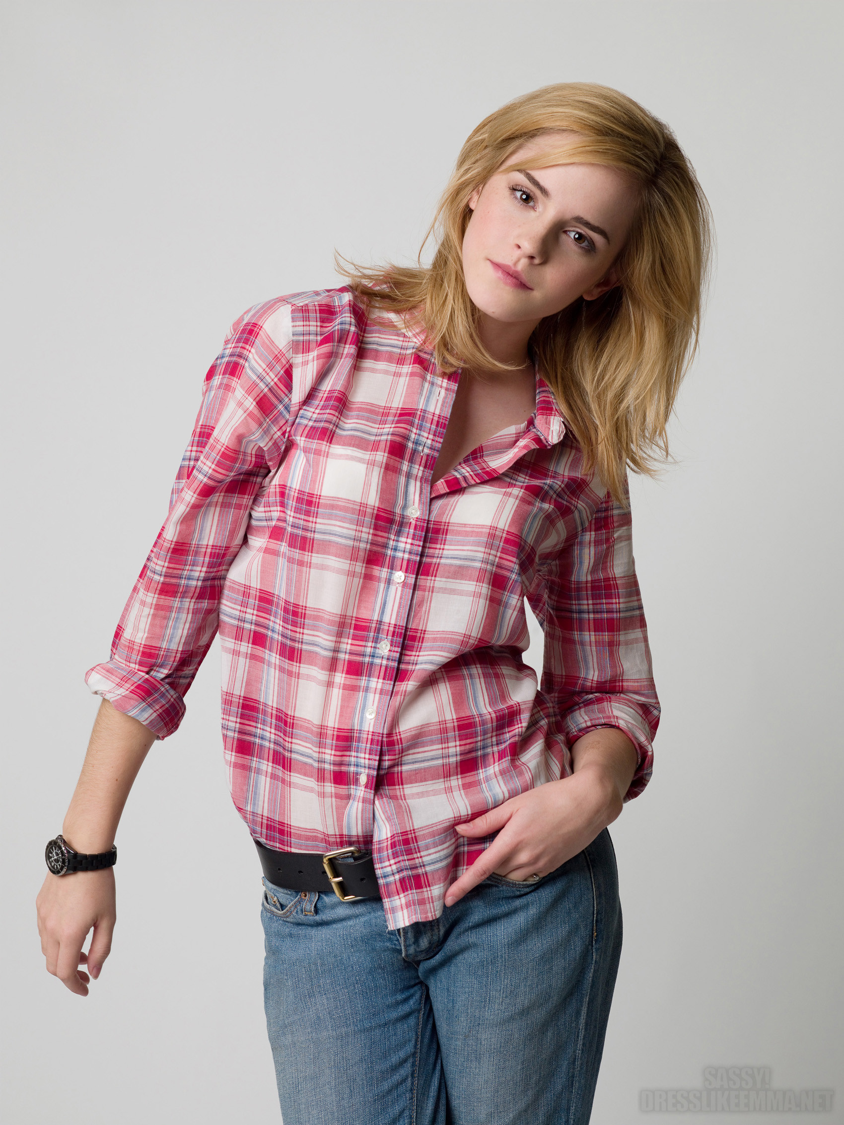 emma watson in flannel - MyConfinedSpace
