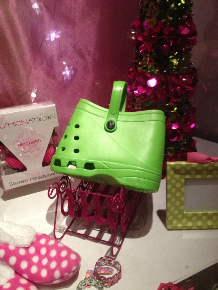 croc purse - MyConfinedSpace