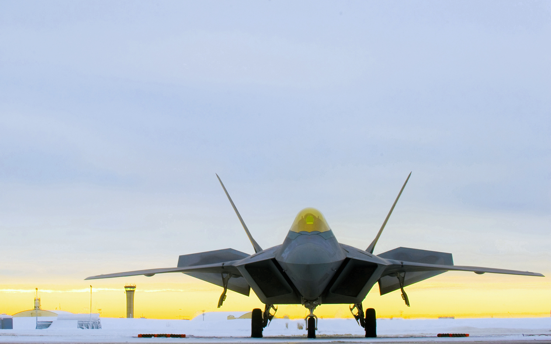 Lockheed Martin F-22 Raptor | MyConfinedSpace