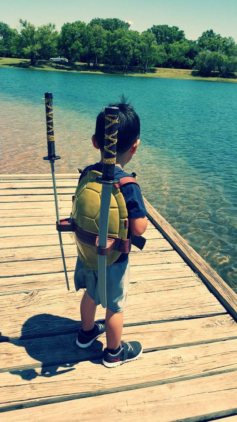 Leonardo TMNT Shell Weapons - MyConfinedSpace