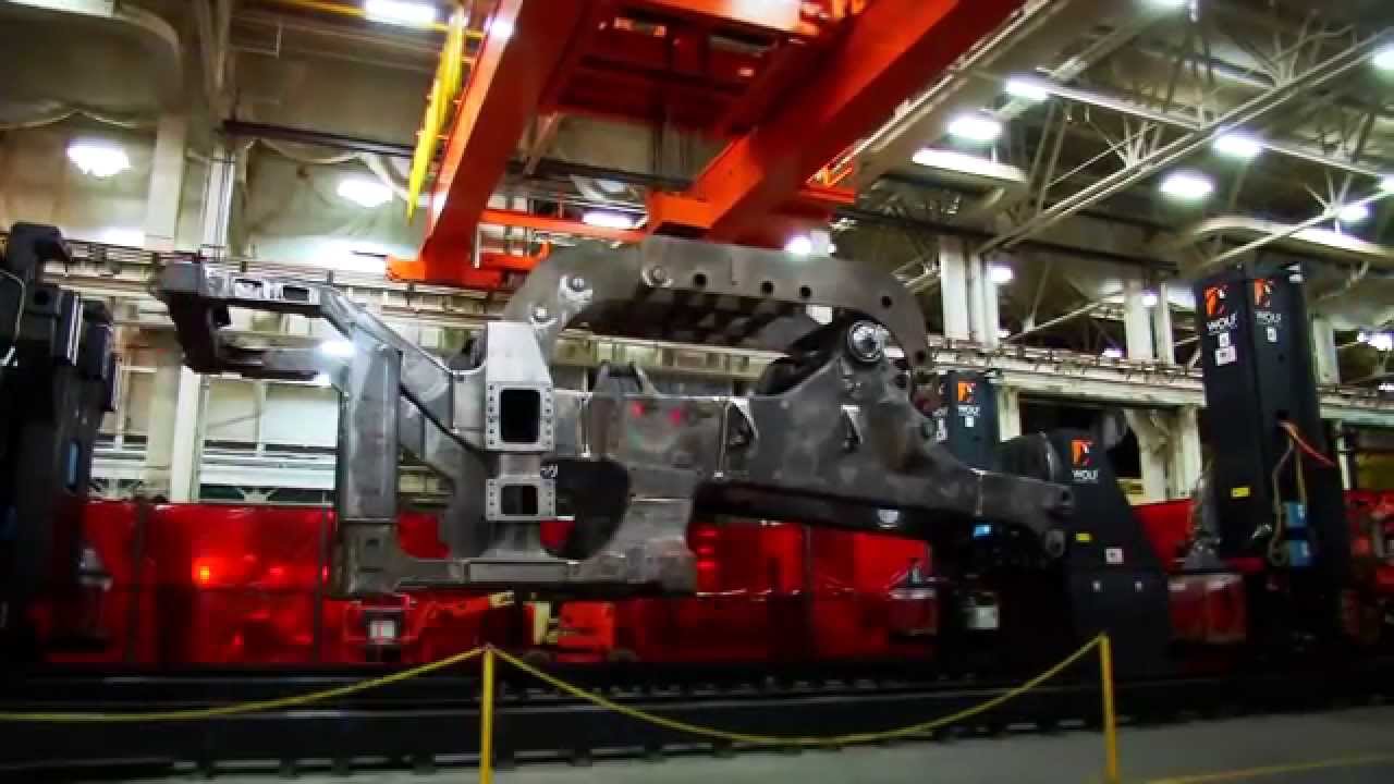 Cat® 797 Mining Truck Assembly | Timelapse - MyConfinedSpace