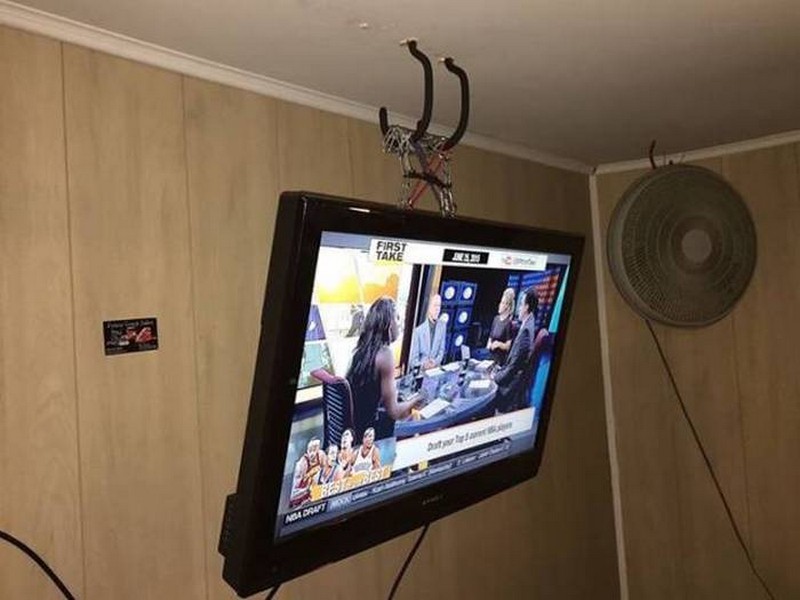 Hanging TV - MyConfinedSpace