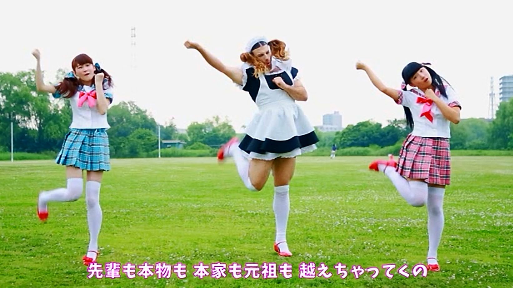 LADYBABY????????Music Clip - MyConfinedSpace
