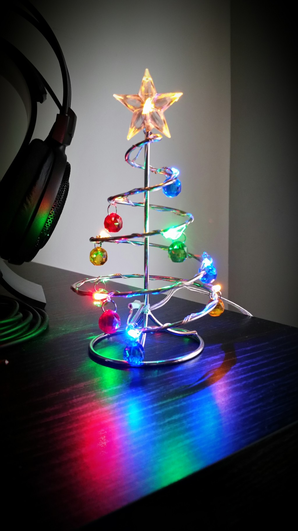 Christmas Wire Tree | MyConfinedSpace