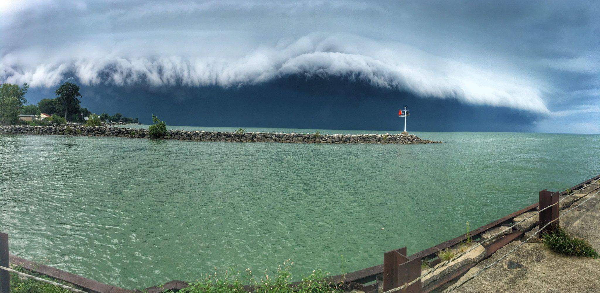 incoming cloud wave - MyConfinedSpace