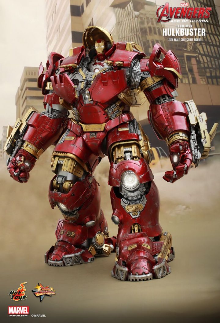 Hulk Buster Statue - MyConfinedSpace
