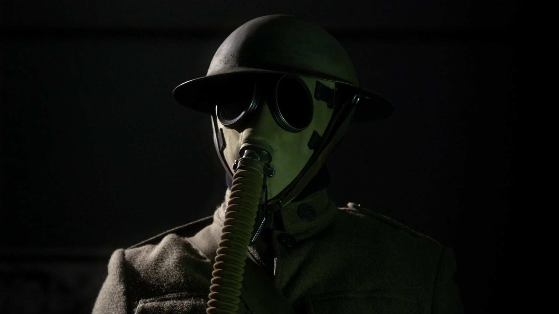 War War 1 gas mask - MyConfinedSpace