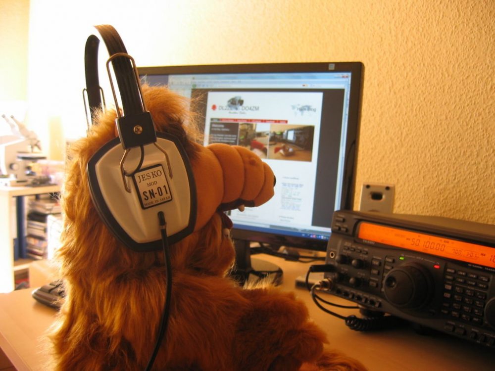 Alf on the Ham Radio - MyConfinedSpace