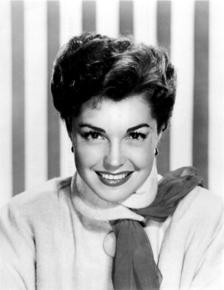 Esther Williams with a nice scarf - MyConfinedSpace