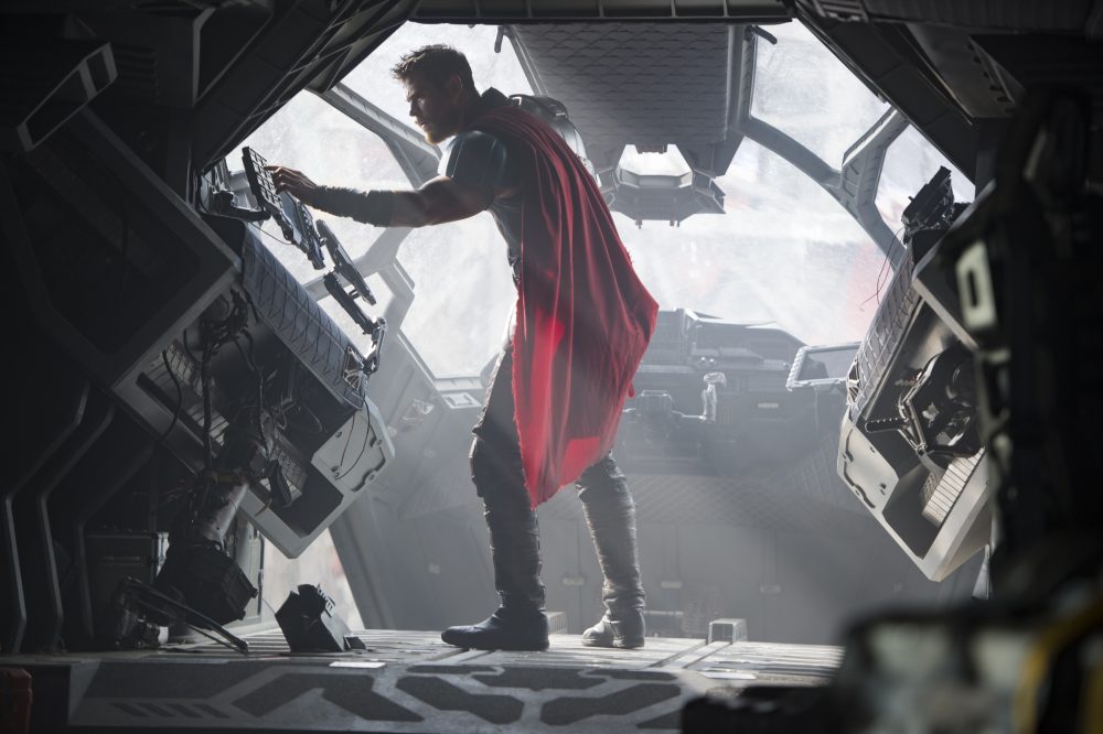 thor ragnarok point break - MyConfinedSpace