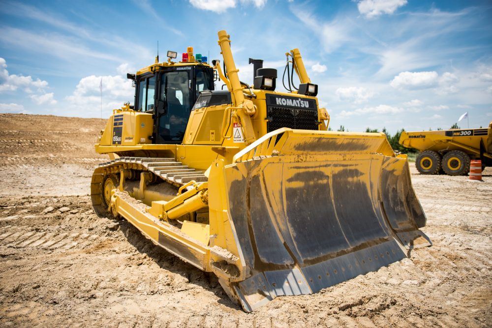 big blade bulldozer - MyConfinedSpace