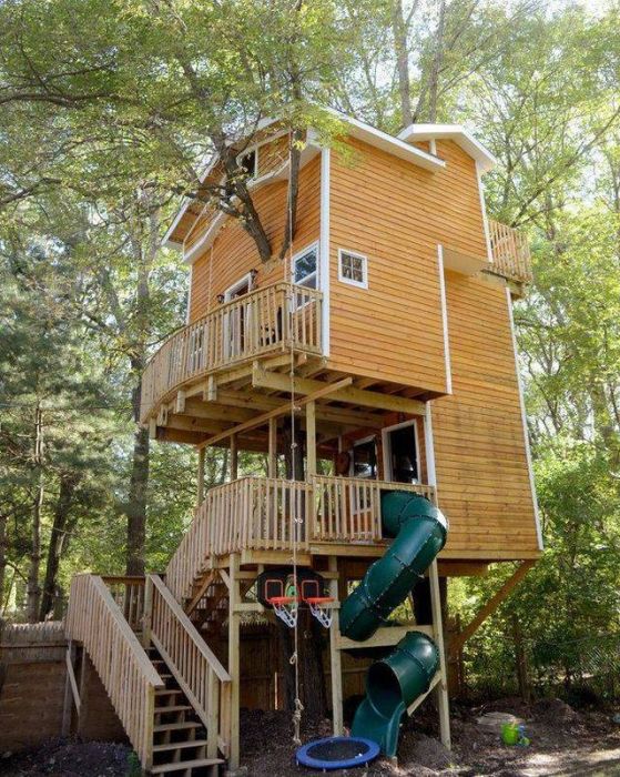 adult tree house - MyConfinedSpace