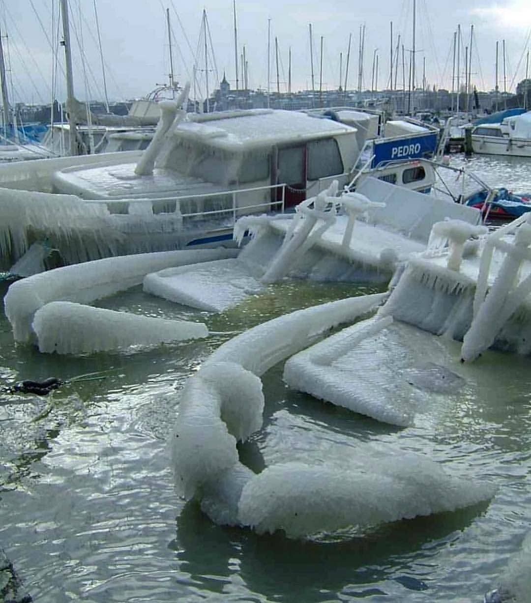 the effects of ice on boats - MyConfinedSpace