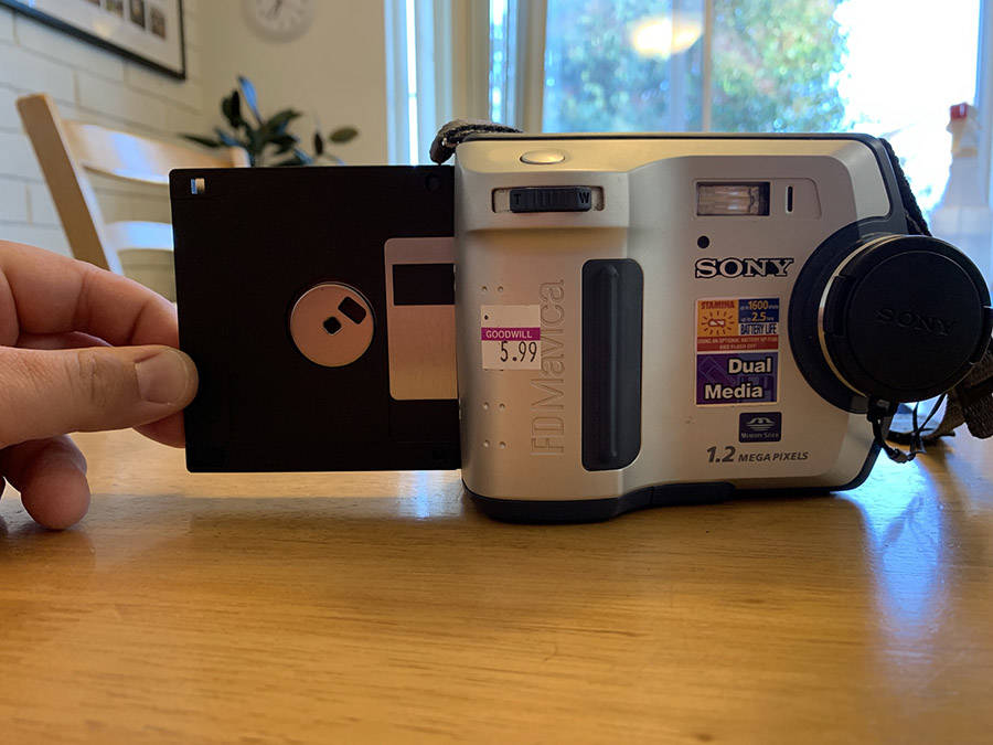 single disk digital camera - MyConfinedSpace