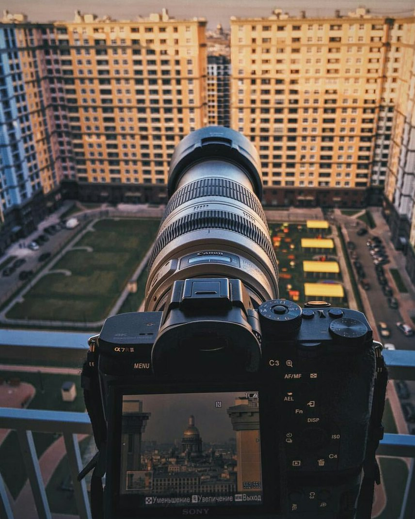 super zoom - MyConfinedSpace