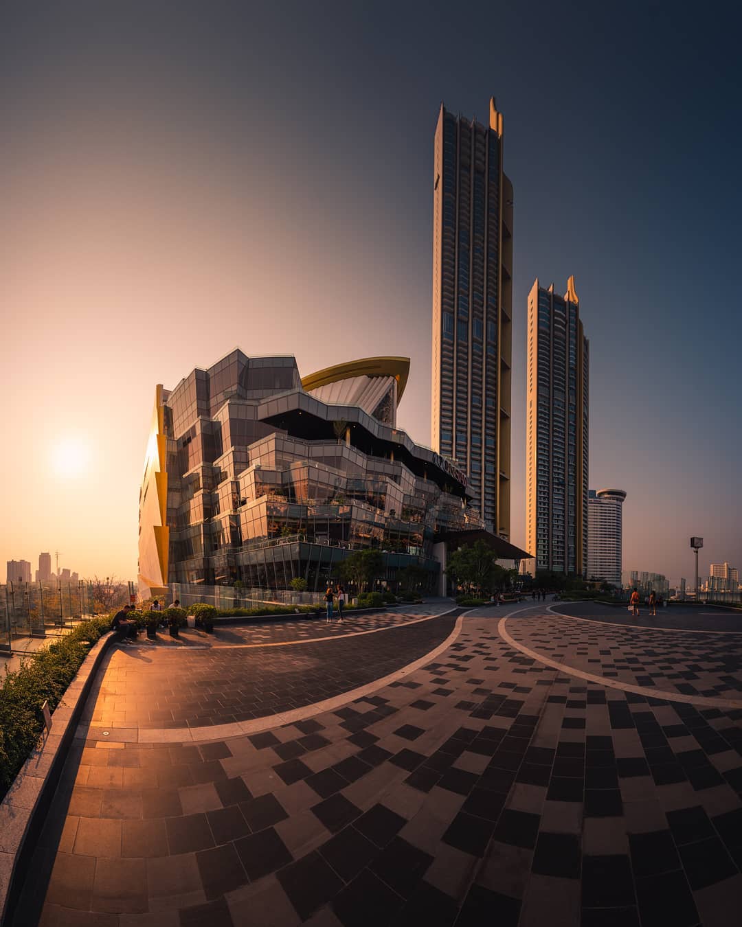 Wacky Crazy Building - MyConfinedSpace