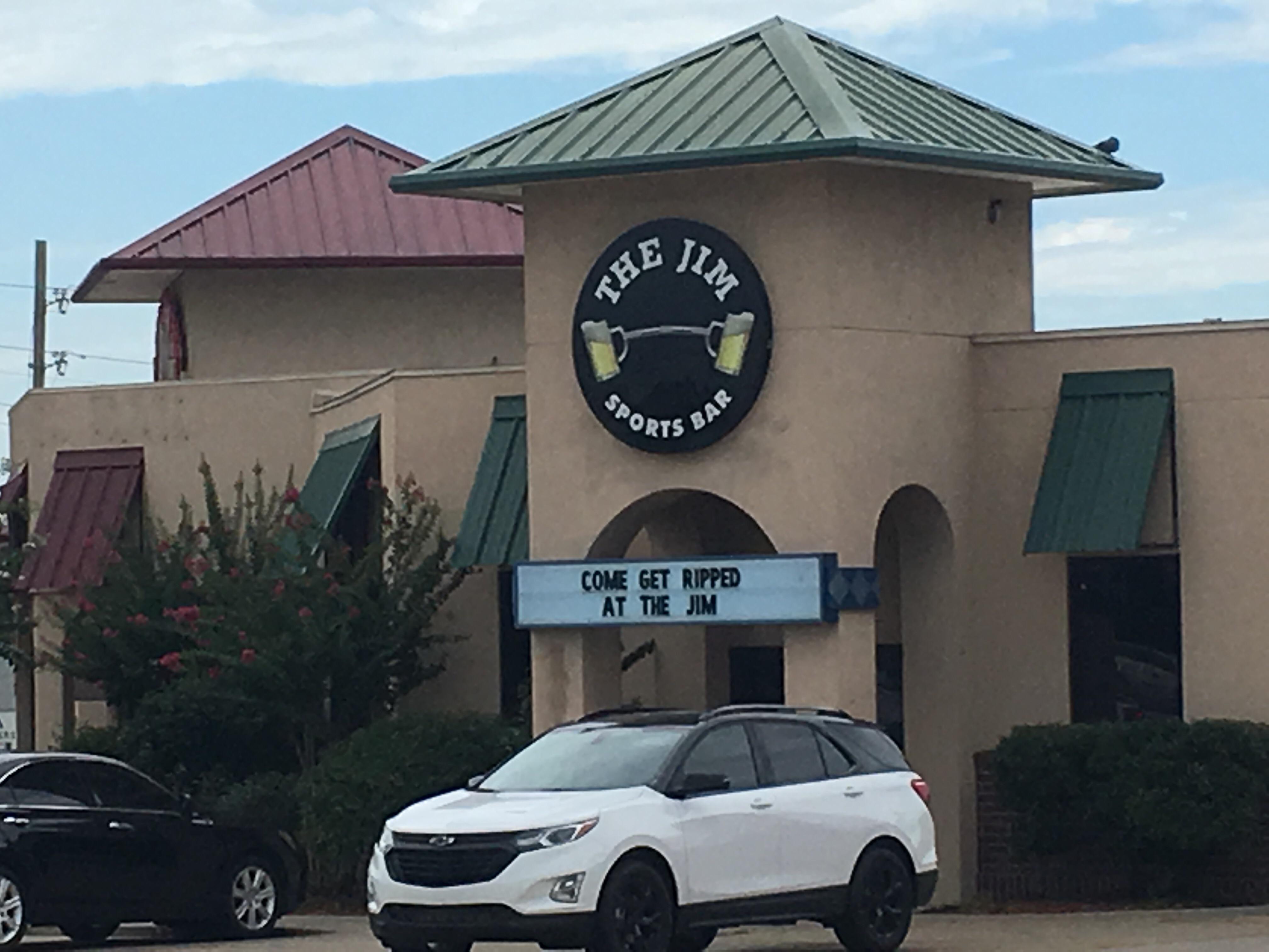the jim sports bar - MyConfinedSpace