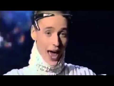 weird russian singer - MyConfinedSpace