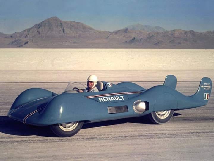 RACE CAR - MyConfinedSpace