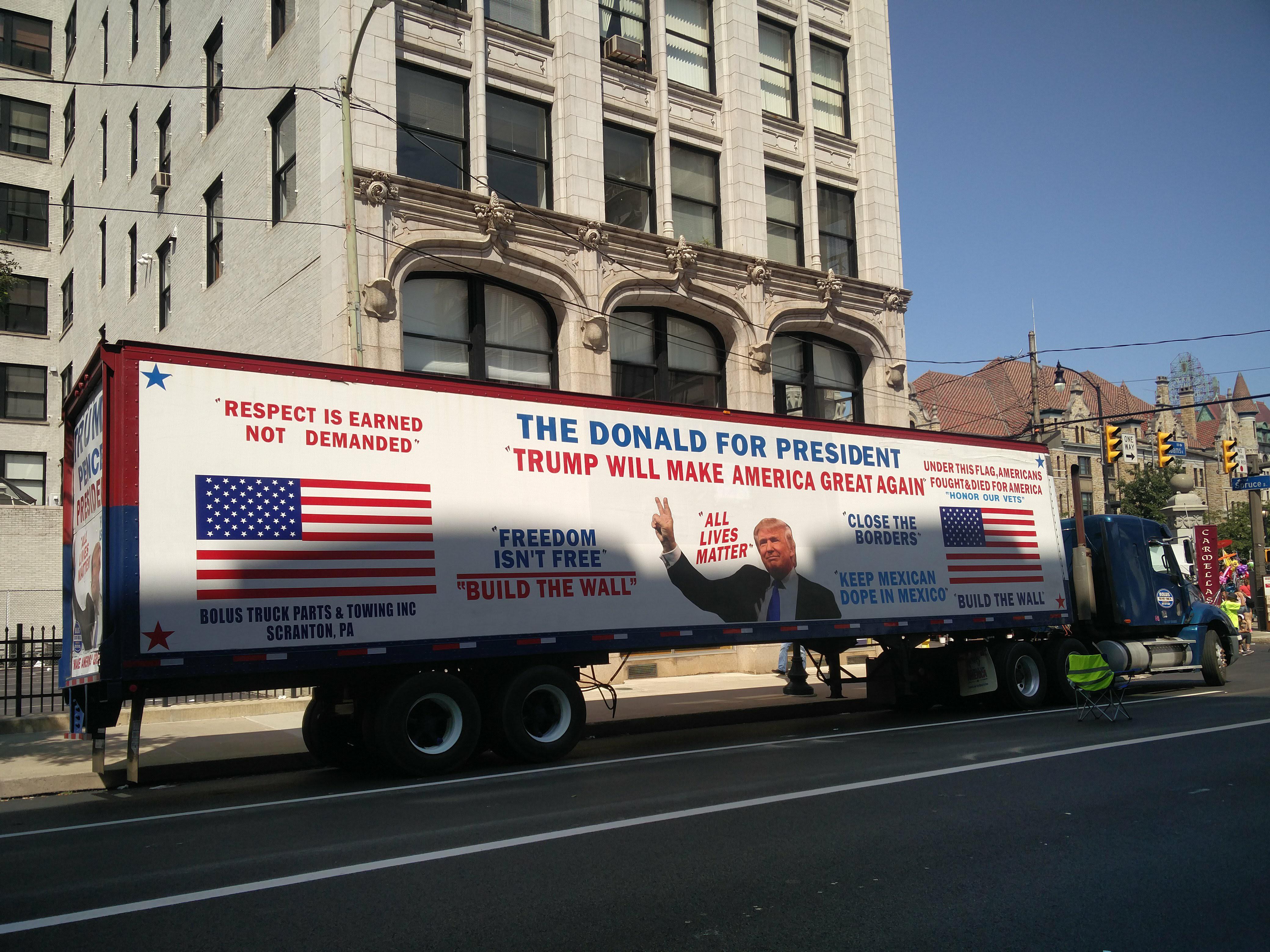 Trump Semi « MyConfinedSpace