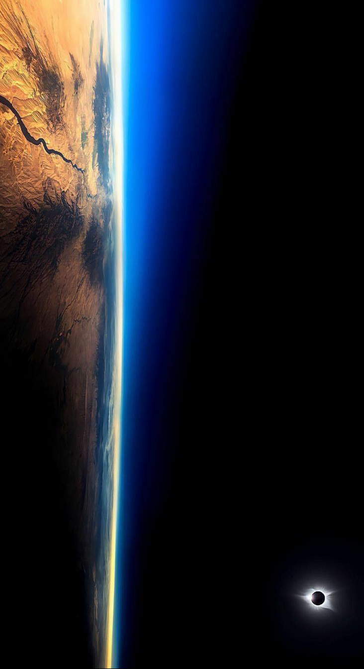Total Solar Eclipse by Jon Carmichael - MyConfinedSpace