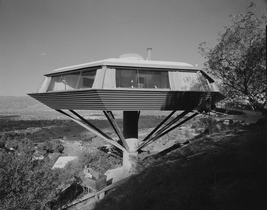 The Chemosphere (1960) - MyConfinedSpace