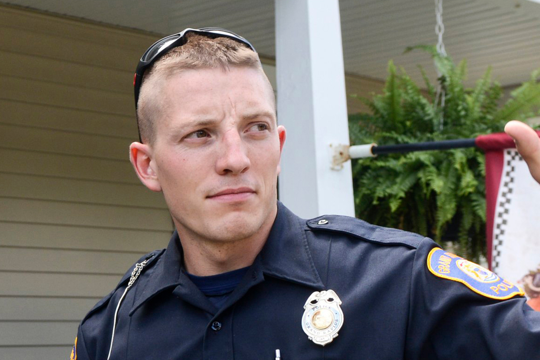 Michigan Officer Who Killed Black Driver Is Charged With Second Degree ...