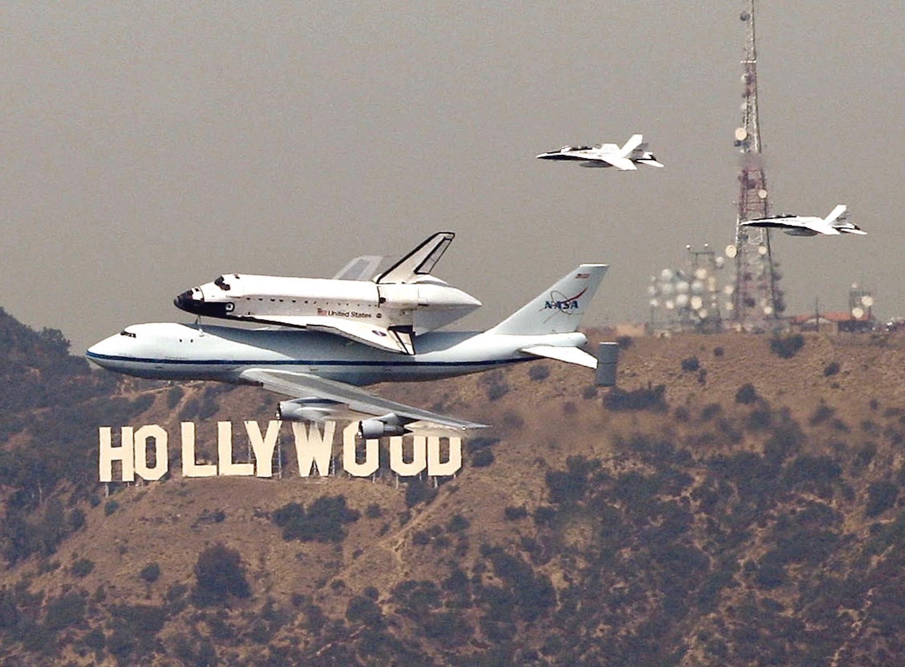 NASA’s Boeing 747-123 carrying STS Endeavor with NASA’s F/A-18B flying ...