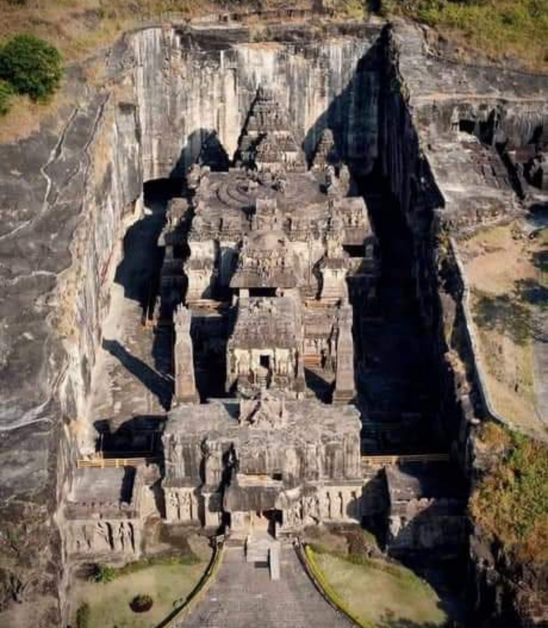 khailasa temple carved from an mountain 1200 year ago, India ...