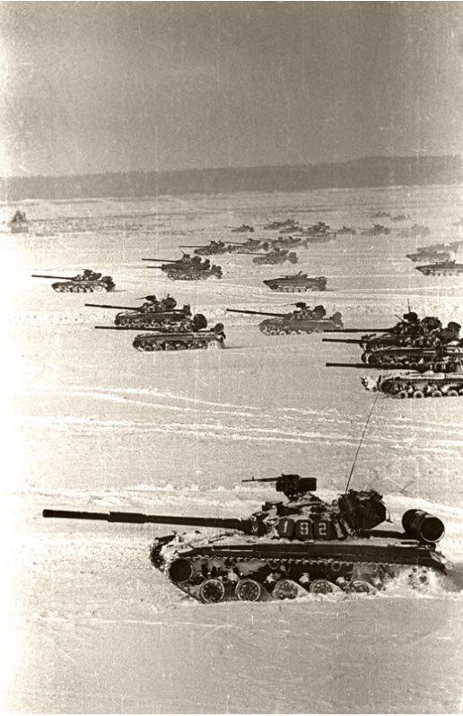 Soviet Tanks Army - MyConfinedSpace
