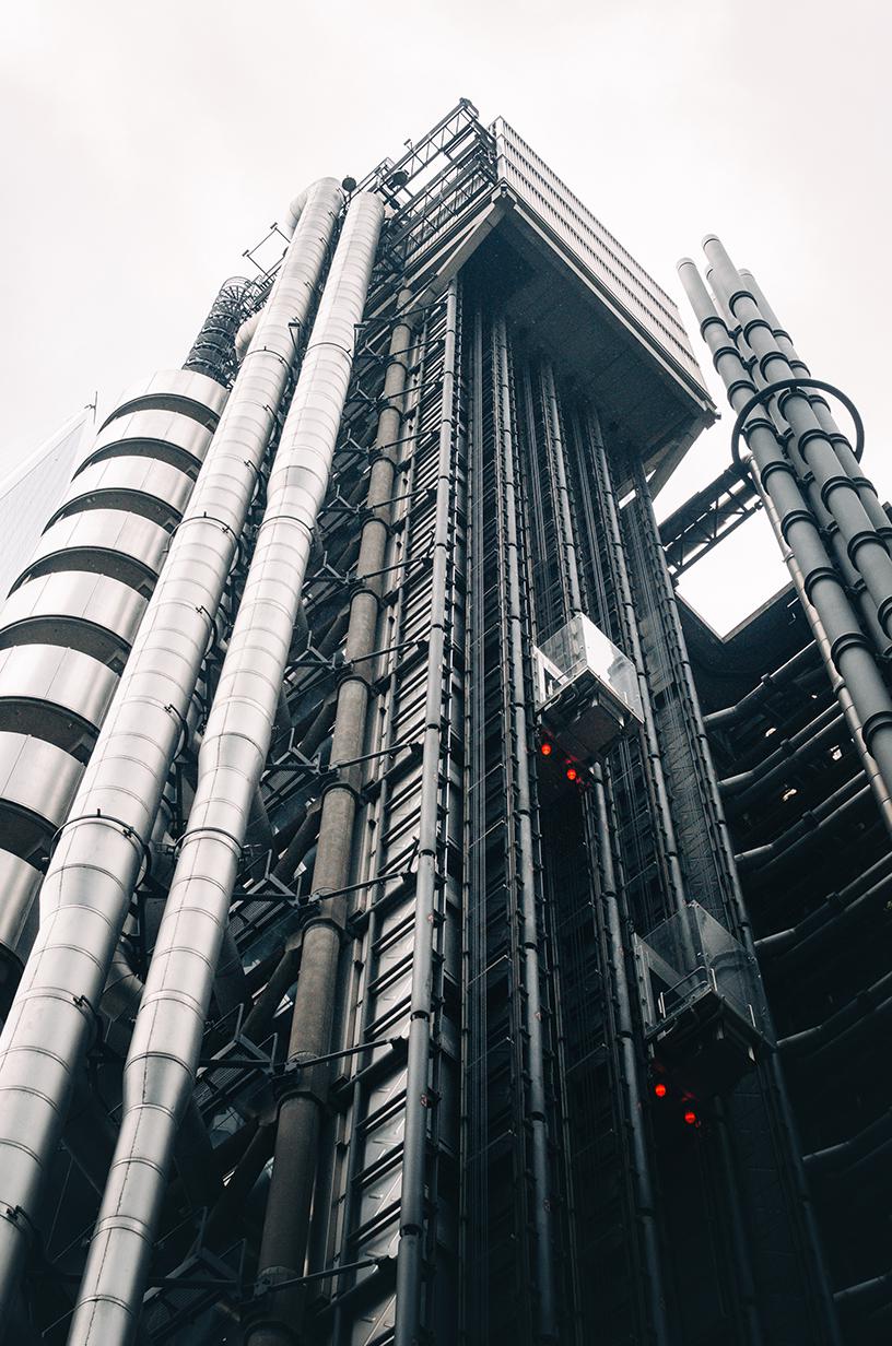 The Lloyd’s of London building’s lift shaft - MyConfinedSpace ...