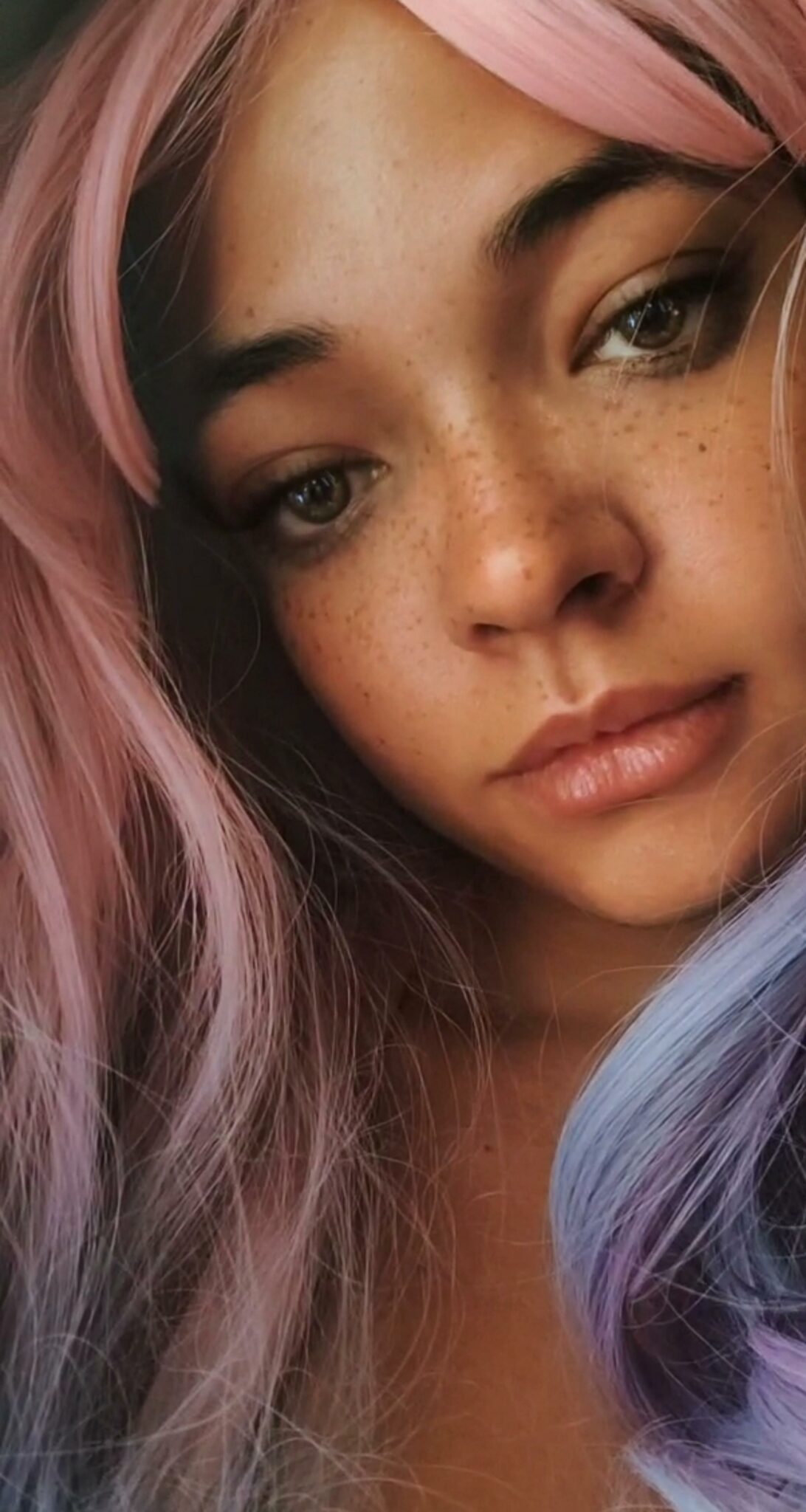 Lovely waifu tuns of fun&sexy looks - MyConfinedSpace