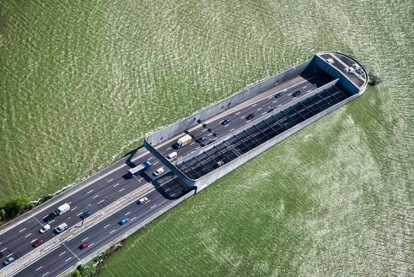 under sea bridge - MyConfinedSpace