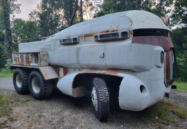 Custom Built Doomsday Truck [602 × 414] « MyConfinedSpace