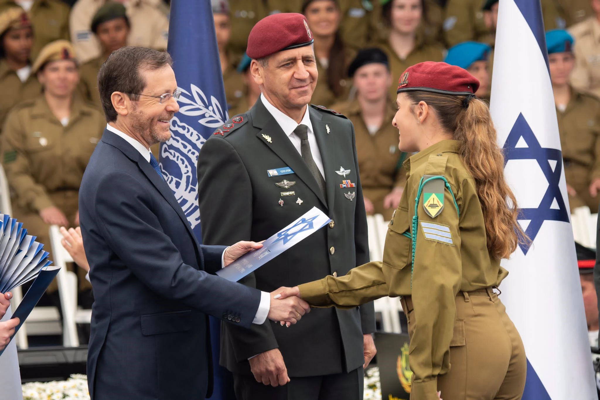 The President of Israel awarding certificates of excellence and pins to ...