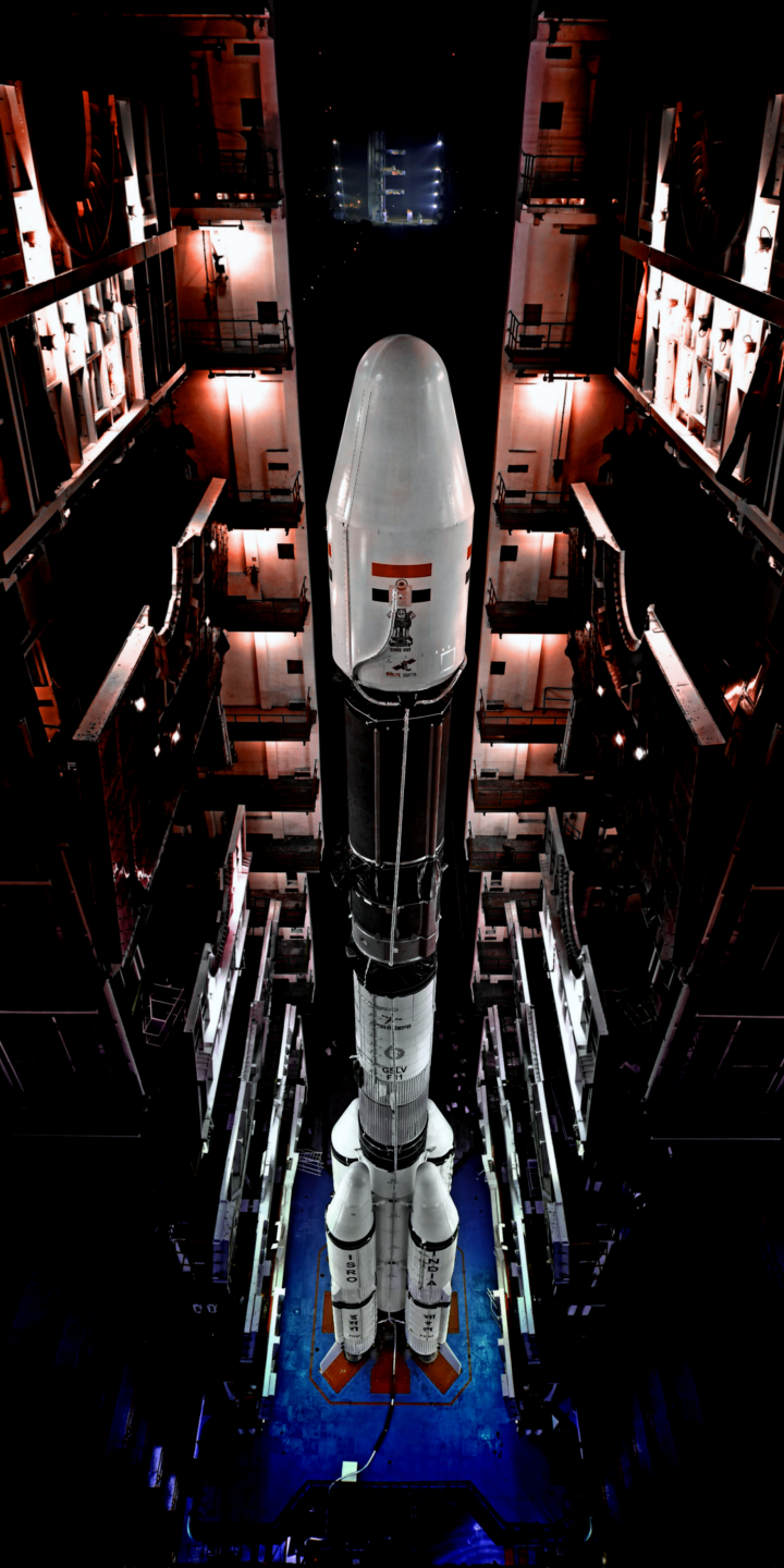 Indian GSLV-mk2 by lonely_dude__ [1840×3680] - MyConfinedSpace