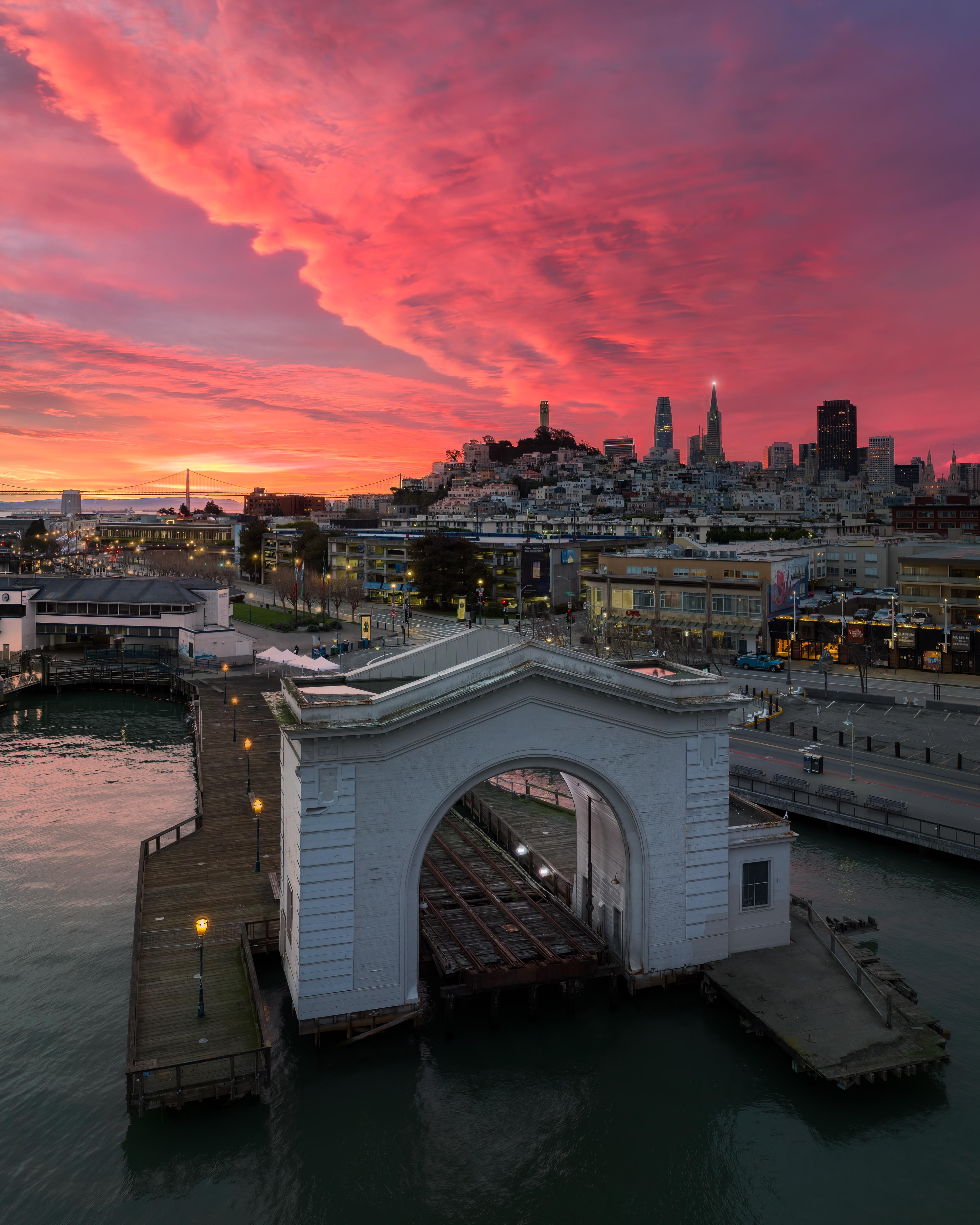 Pier 43 Ferry Arch, San Francisco CA. « MyConfinedSpace