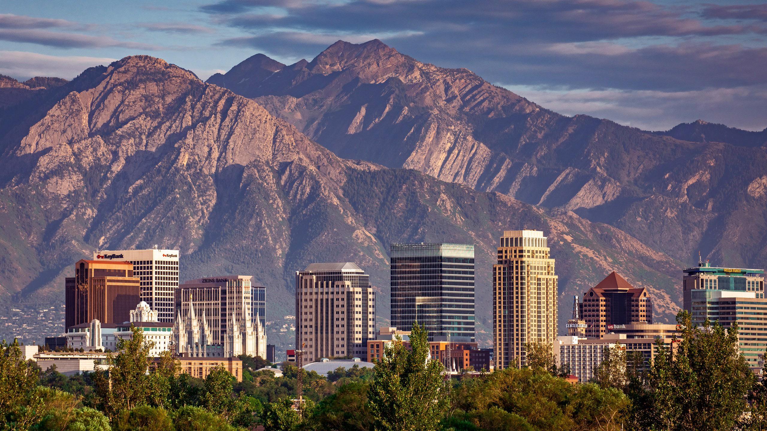 Prettiest city in each US state 43. Salt Lake City, Utah - MyConfinedSpace