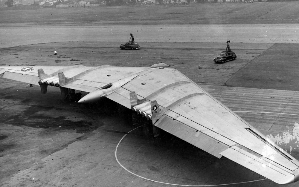 1947: Northrop YB-49 heavy turbojet bomber, note the two camera men for ...