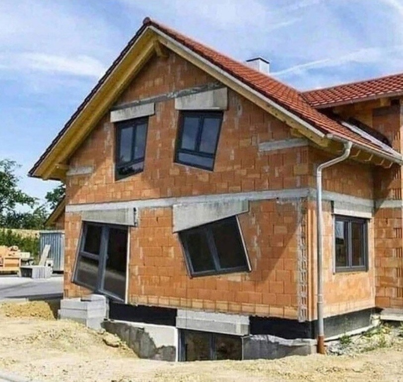 angry house - MyConfinedSpace