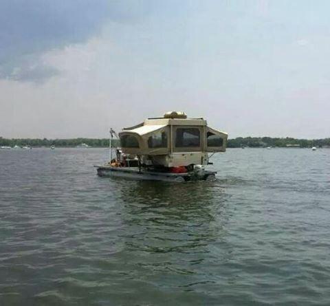 Pop up house boat - MyConfinedSpace