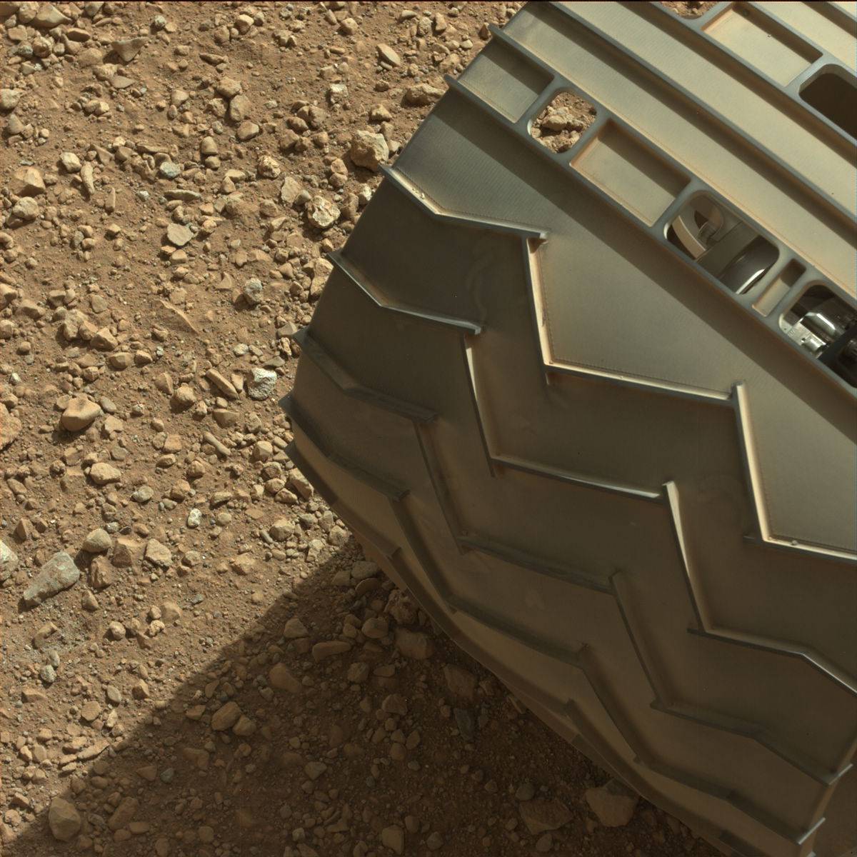 wheels on mars - MyConfinedSpace